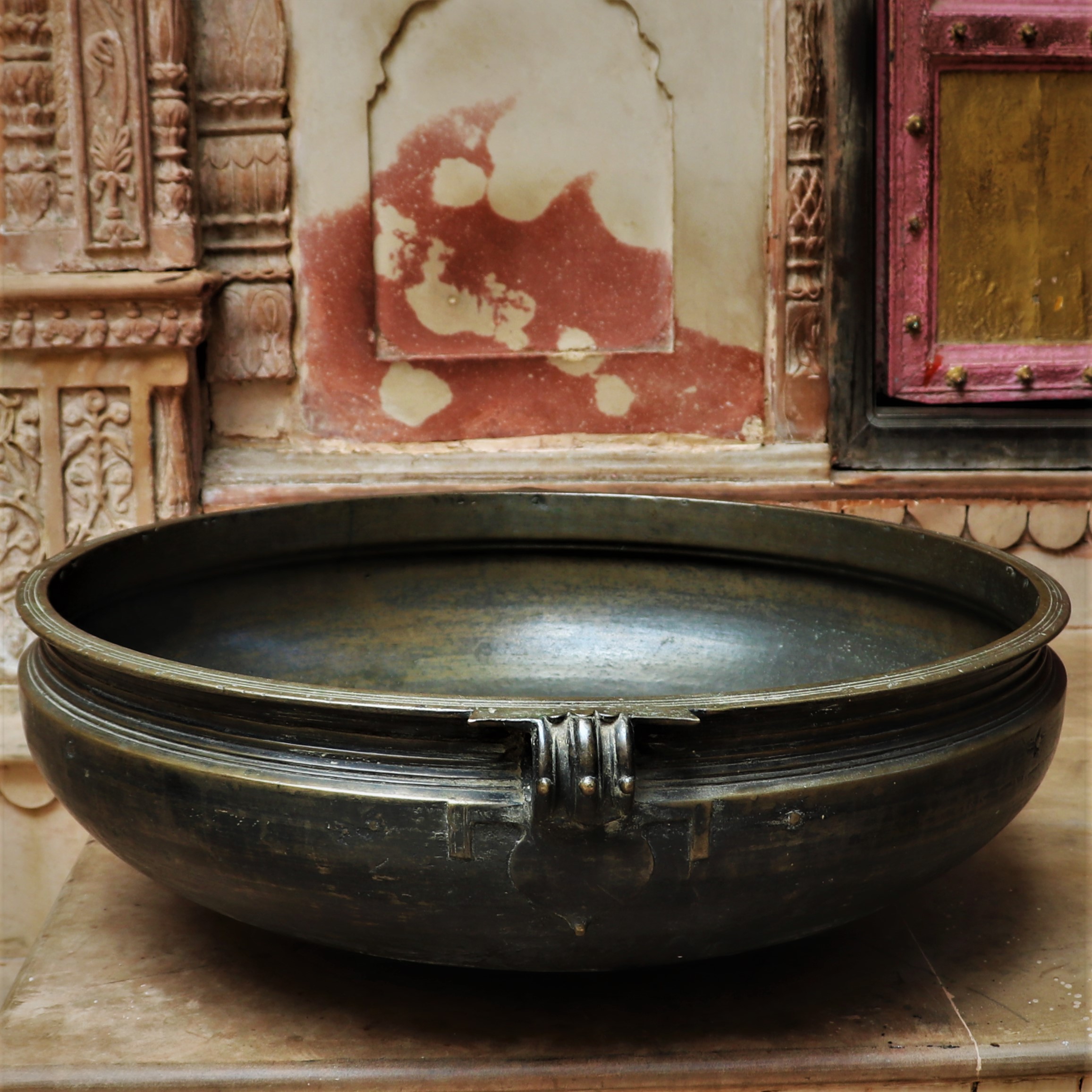 31 inches Handcrafted Brass Urli - Gangeswave | Buy exclusive brass ...