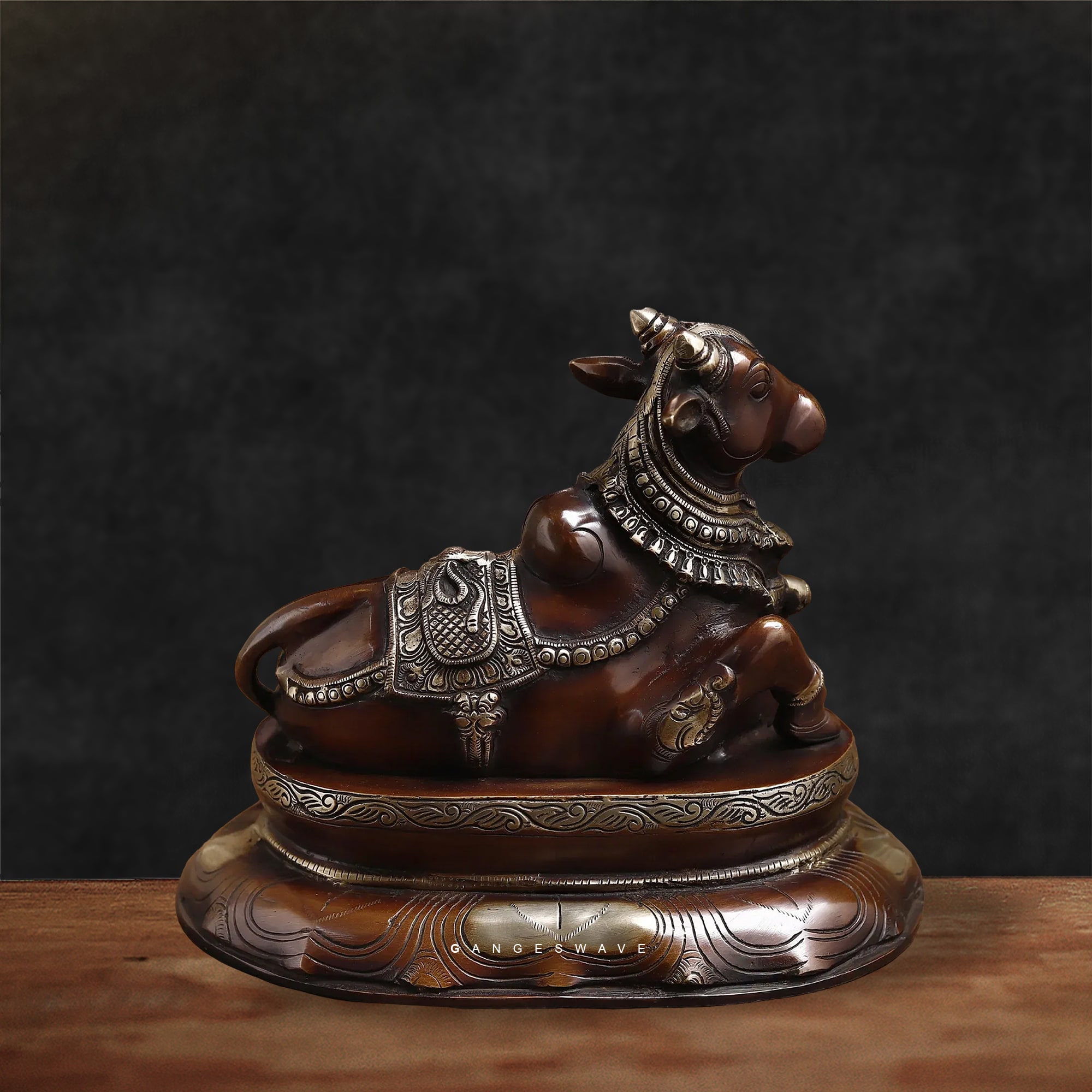Superfine Vintage Finish Brass Nandi Statue - 10.5 inches - Buy ...