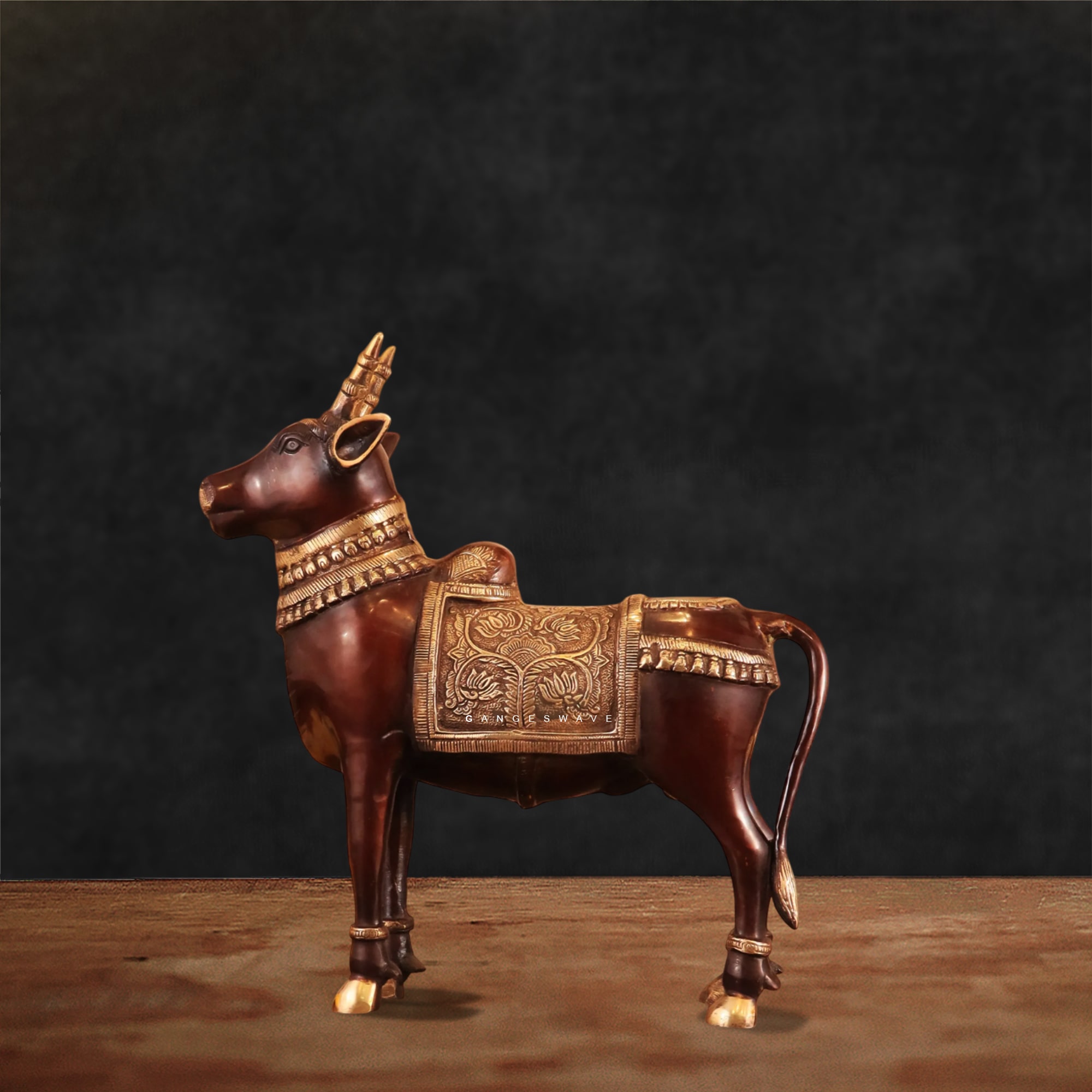 Nandi Decorative Brass Statue - 14 inches - Gangeswave | Buy exclusive ...